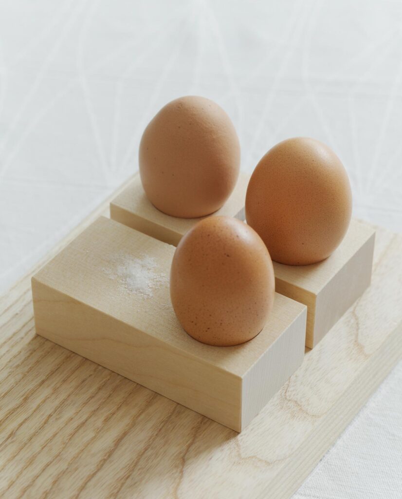 KOTKOT Egg Holder Set of 2 / Amos Tanttu - LOKAL