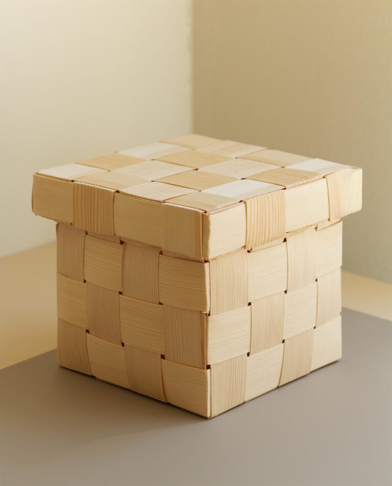 KOTKOT Egg Holder Set of 2 / Amos Tanttu - LOKAL